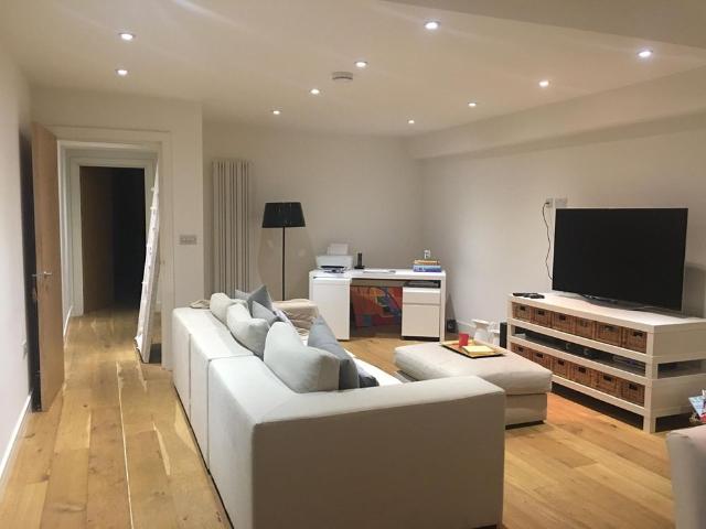 Room in a Shared Flat, Mowbray Road, NW6