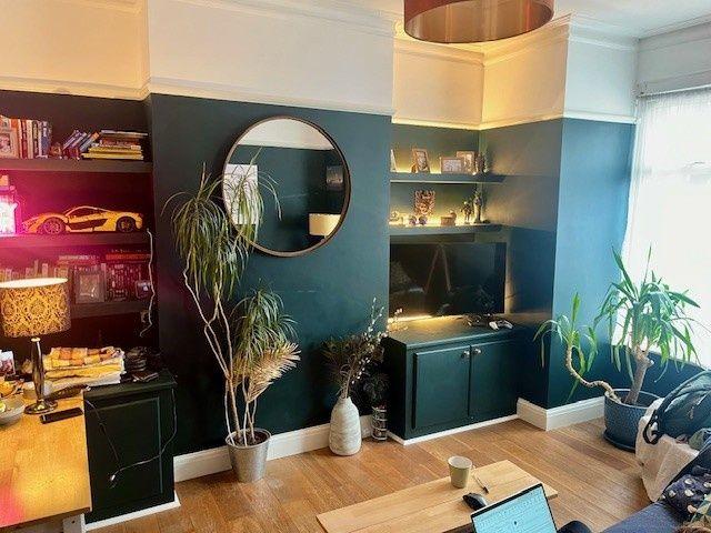 Room in a Shared Flat, Mon Fri Let, E17