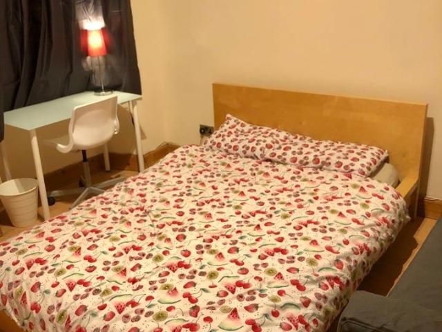 Room in a Shared Flat, Morning Side Road, EH10