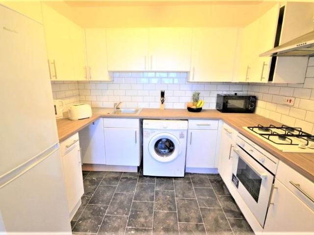 Room in a Shared Flat, Morrison Yard, N17