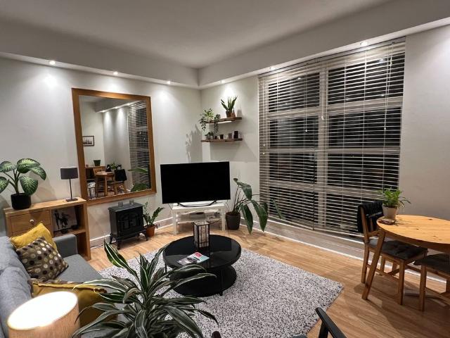 Room in a Shared Flat, Mayflower St, SE16
