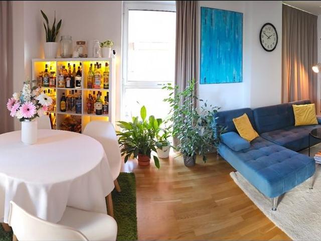 Room in a Shared Flat, Meander House, E20