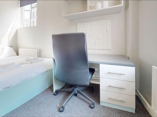 Room in a Shared Flat, Medway St, SW1P