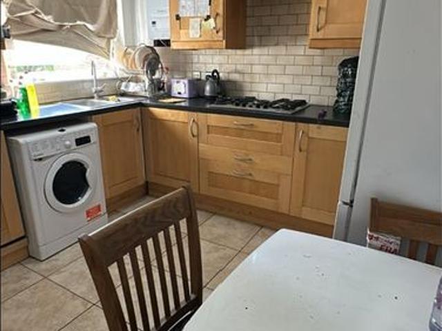 Room in a Shared Flat, Melrose Avenue, NW2