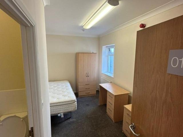 Room in a Shared Flat, Mill Road, CB1