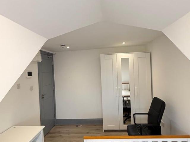 Room in a Shared Flat, Muswell Hill Broadway, N10