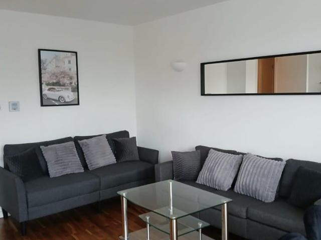 Room in a Shared Flat, New Providence Wharf, E14