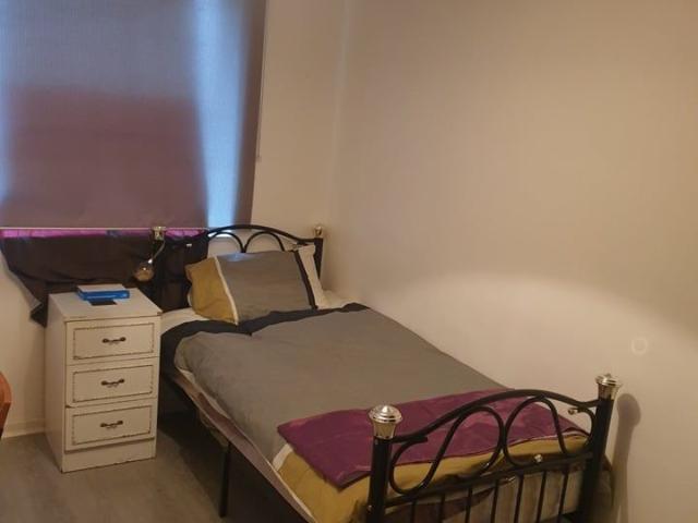 Room in a Shared Flat, Southwyck House, SW9
