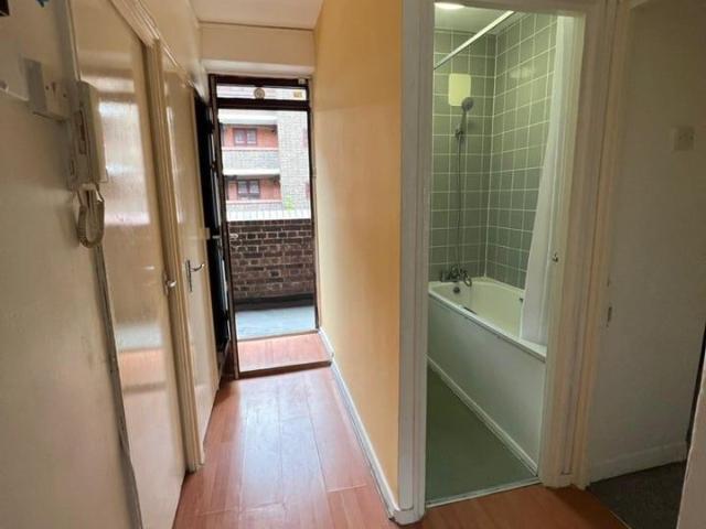 Room in a Shared Flat, Stunning Double Room In Clapham, SW4