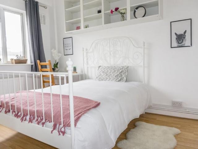 Room in a Shared Flat, Stunning Double Room In Old Street/S, N1