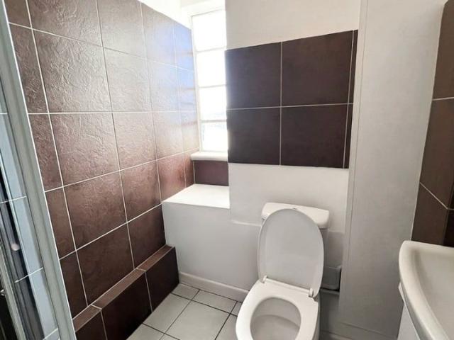 Room in a Shared Flat, Stunning Double Room In Paddington, W2