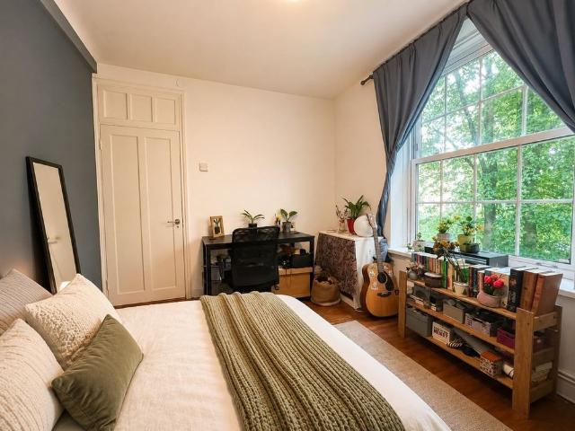 Room in a Shared Flat, Stunning Double Rooms In Stockwell/N, SW8