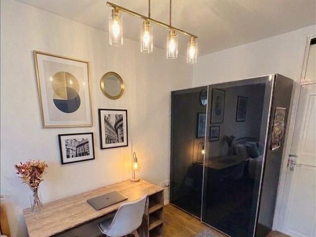 Room in a Shared Flat, Stunning Room In Farringdon/Old Stre, EC1V