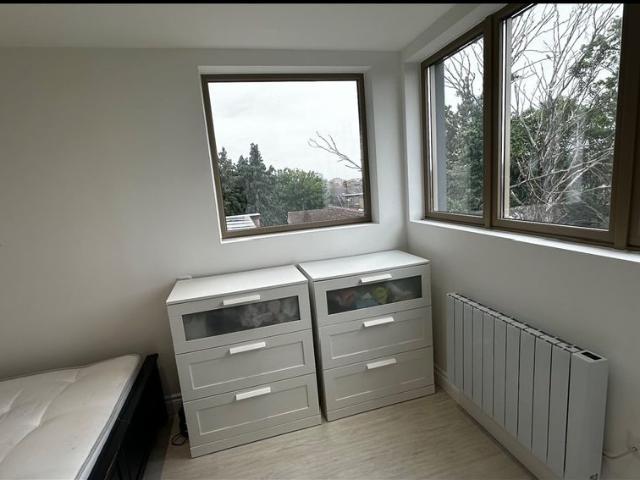 Room in a Shared Flat, Staines Road, TW4