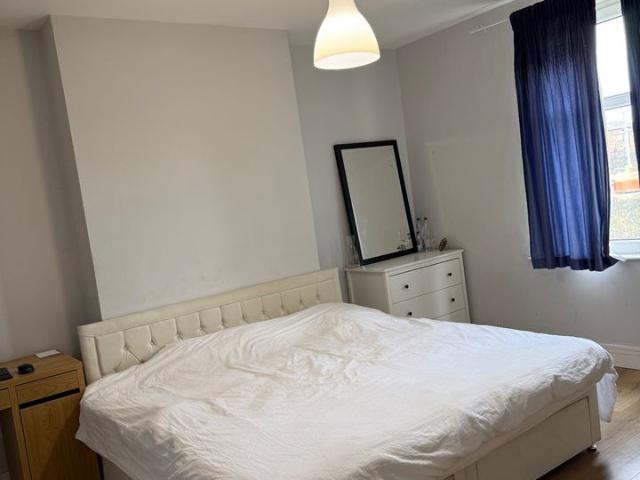 Room in a Shared Flat, Stonyhurst St, G22