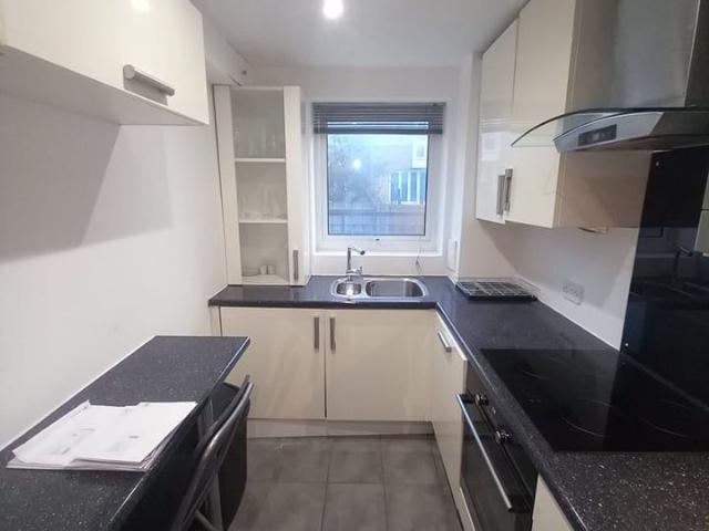 Room in a Shared Flat, Susan Constant Court, E14