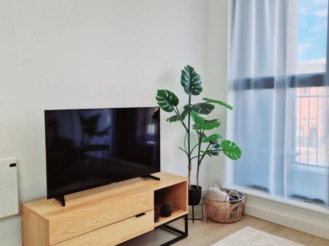 Room in a Shared Flat, Popworks Building, M4