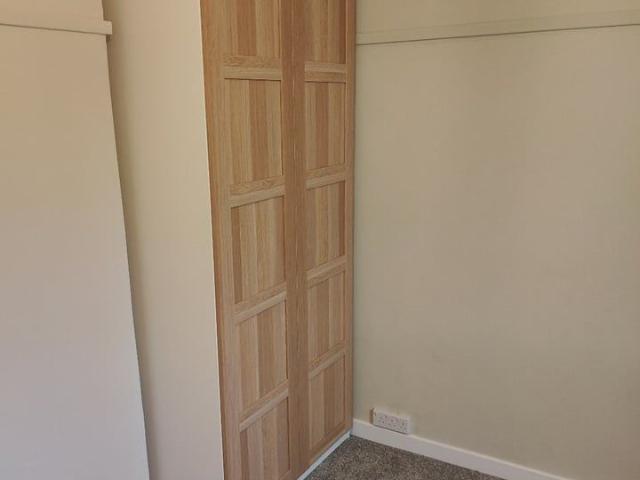 Room in a Shared Flat, Parkhead Crescent, EH11
