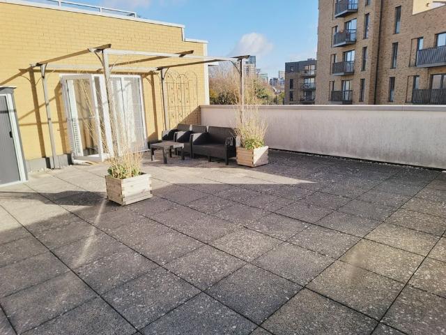 Room in a Shared Flat, Purley Way, CR0