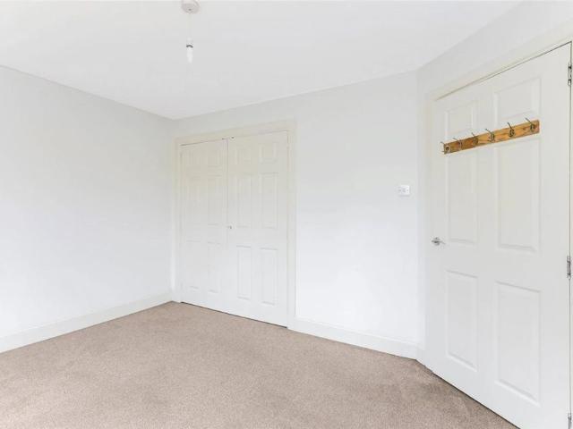 Room in a Shared Flat, Quarryknowe St, G31