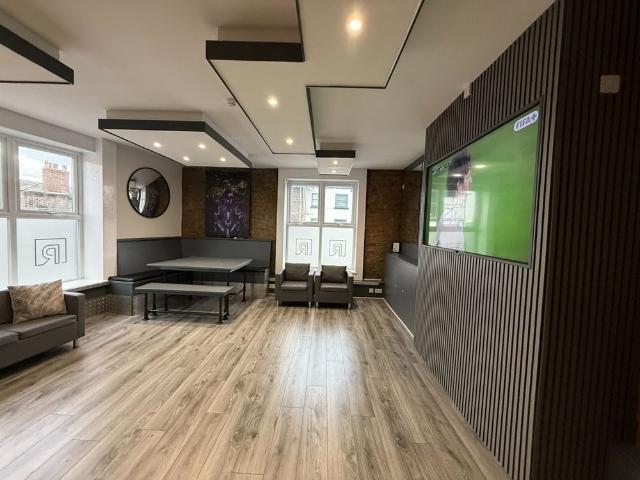 Room in a Shared Flat, Wavertree, L15