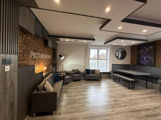 Room in a Shared Flat, Wavertree, L15