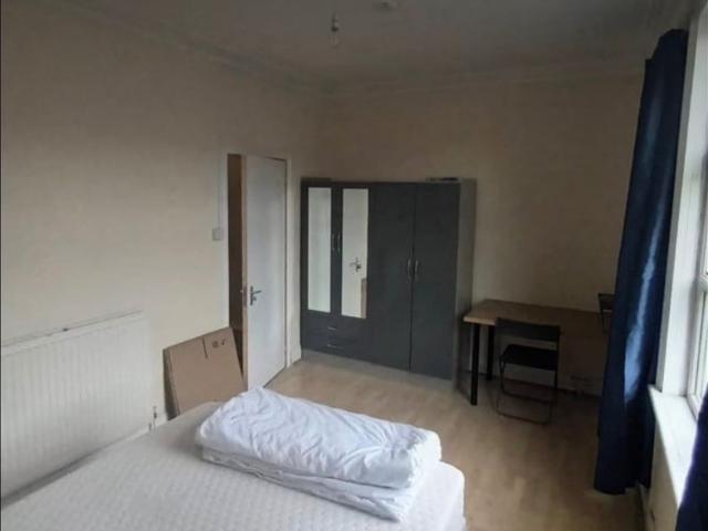 Room in a Shared Flat, Walthamstow, E17