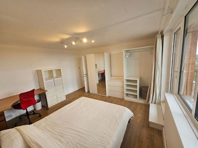 Room in a Shared Flat, Walthamstow, E17