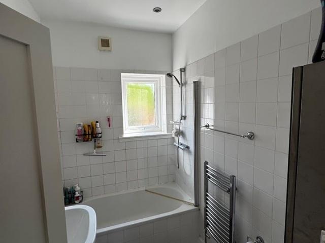 Room in a Shared Flat, Wellmeadow Road, SE13