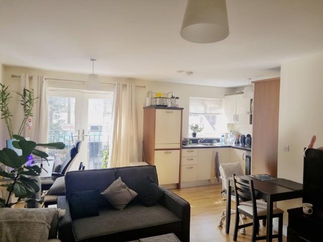 Room in a Shared Flat, Westport Street, E1