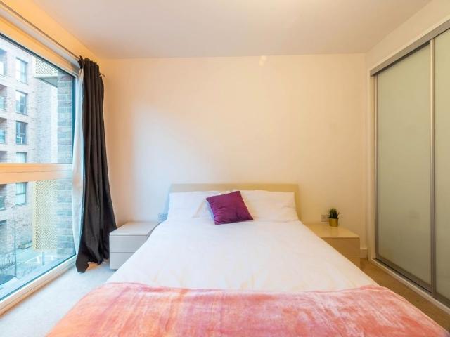 Room in a Shared Flat, Whiting Way, SE16
