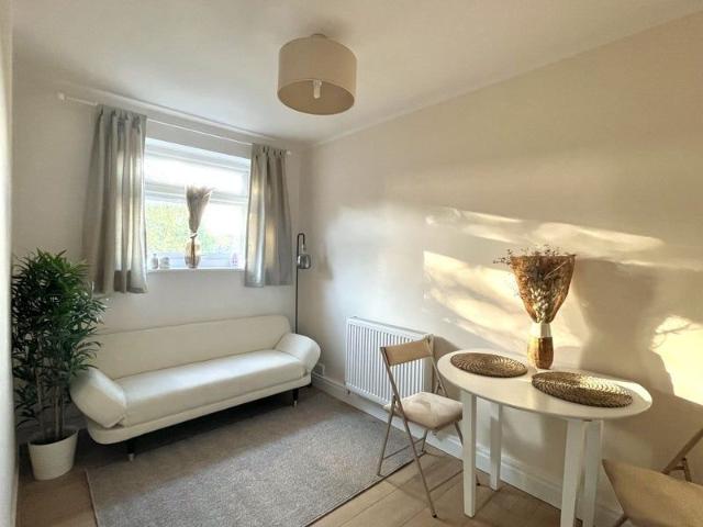 Room in a Shared Flat, Wimbledon Park Road, SW18
