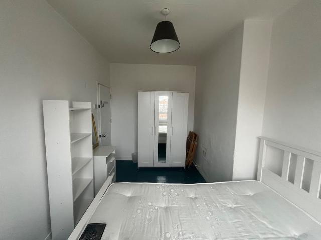 Room in a Shared Flat, Wrotham House, SE1