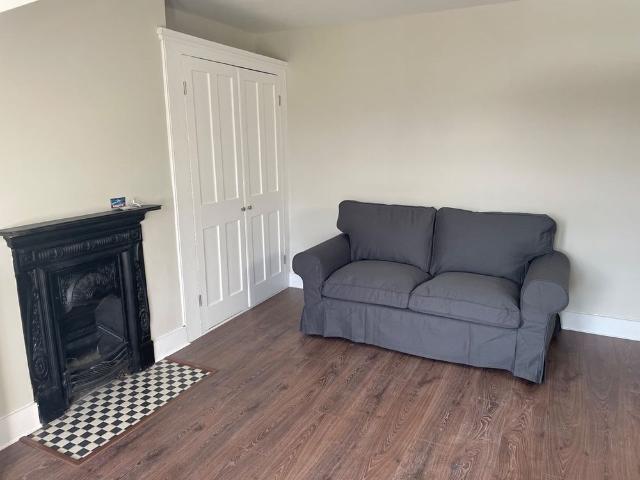 Room in a Shared Flat, Tooting Bec / Balham, SW17