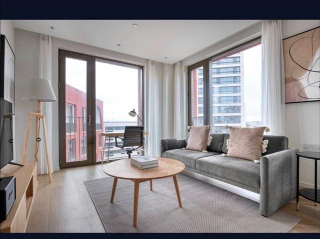 Room in a Shared Flat, Tiber Gardens, N1