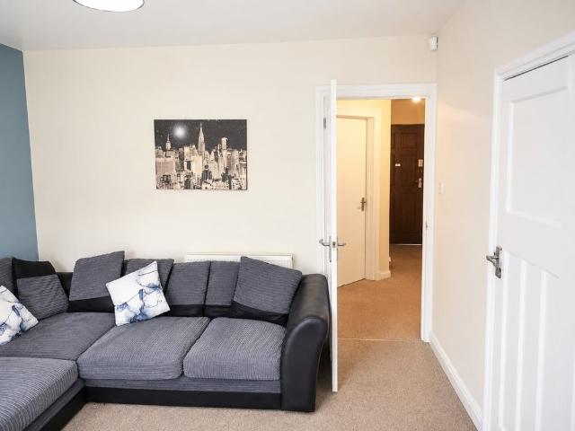 Room in a Shared Flat, Tyburn Road, B24