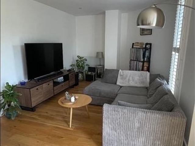 Room in a Shared Flat, Underhill Road, SE22