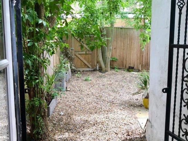 Room in a Shared Flat, Upper Leytonstone, E11