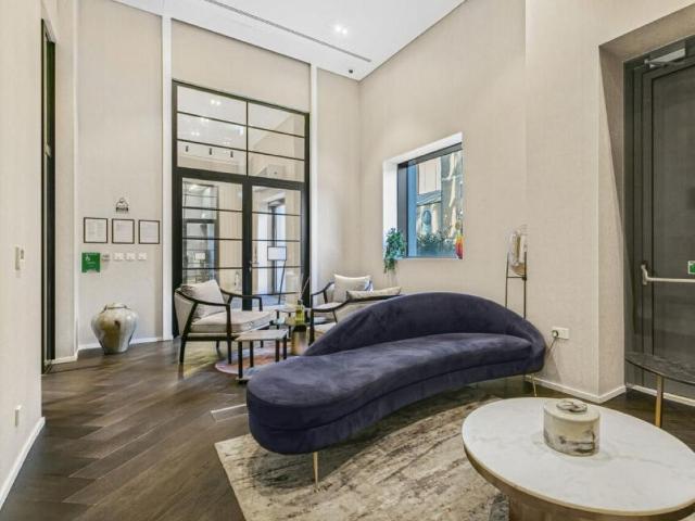 Room in a Shared Flat, York Place, SW11