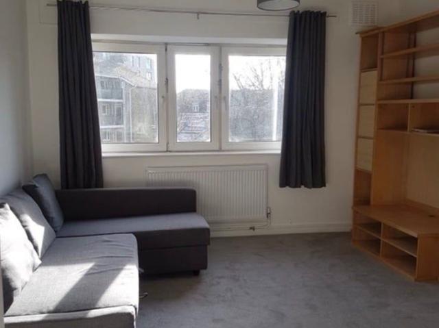 Room in a Shared Flat, York Road, SW11