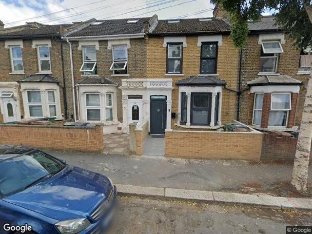 Room in a Shared House, Murchison Road, E10