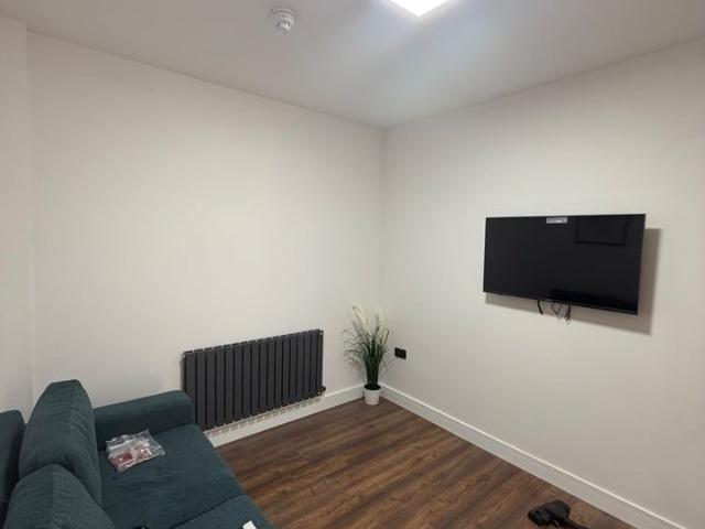 Room in a Shared House, Masons Avenue, HA3