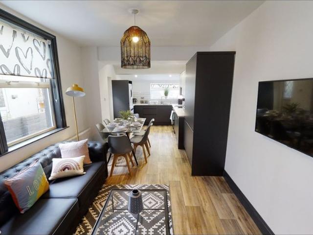 Room in a Shared House, Maxse Road, BS4