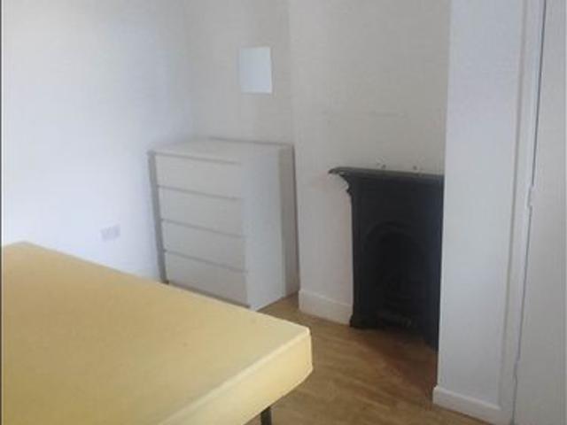 Room in a Shared House, Moravian Road, BS15