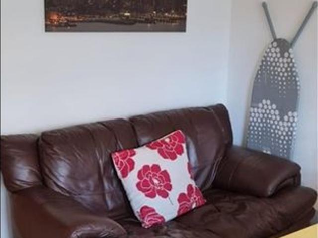 Room in a Shared House, Neptune Close, CB4