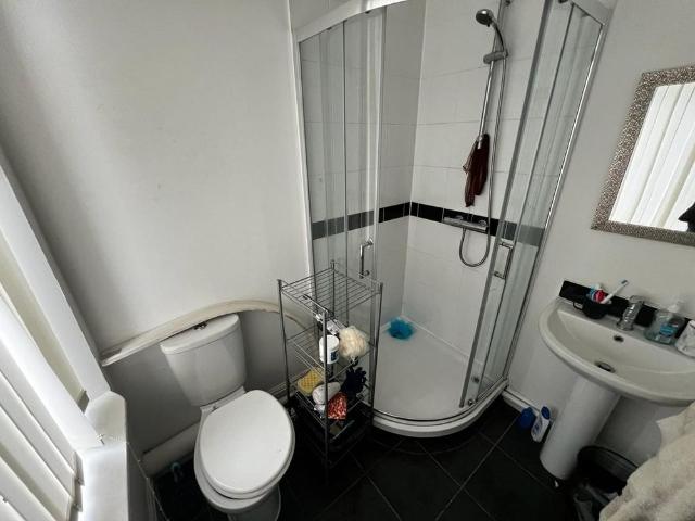 Room in a Shared House, New Barton St, M6