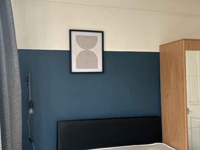 Room in a Shared House, Newcombe Road, SO15