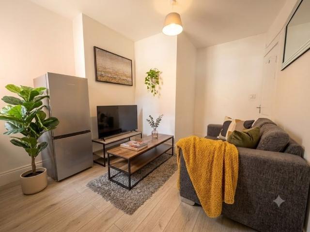 Room in a Shared House, Norfolk Road, RG30