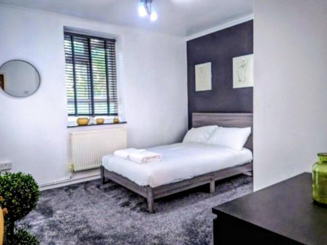 Room in a Shared House, Northleigh House, E3