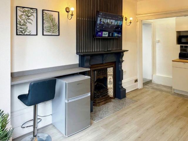 Room in a Shared House, Nottingham Road, CR2